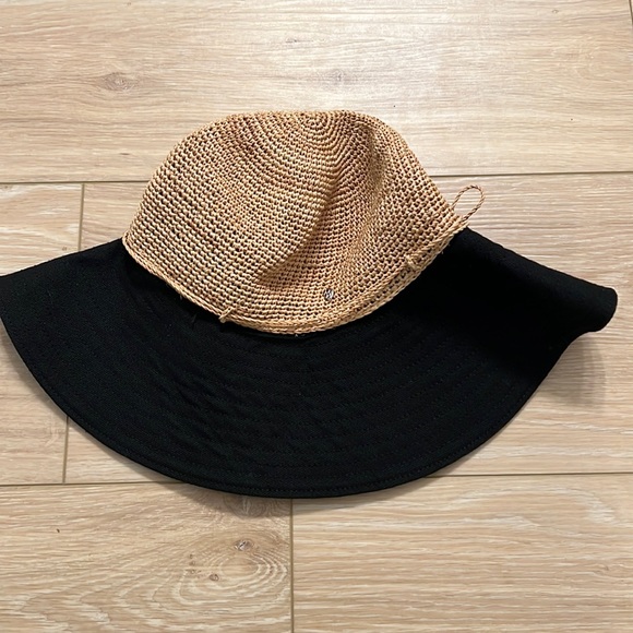 Helen Kaminski | Accessories | Helen Kaminski Raffia Hat Wide Brim ...